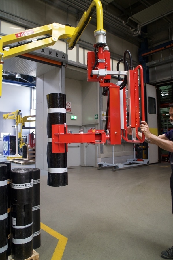 Lift assist device for reels - 38023 Cles, Autonomous Province of ...