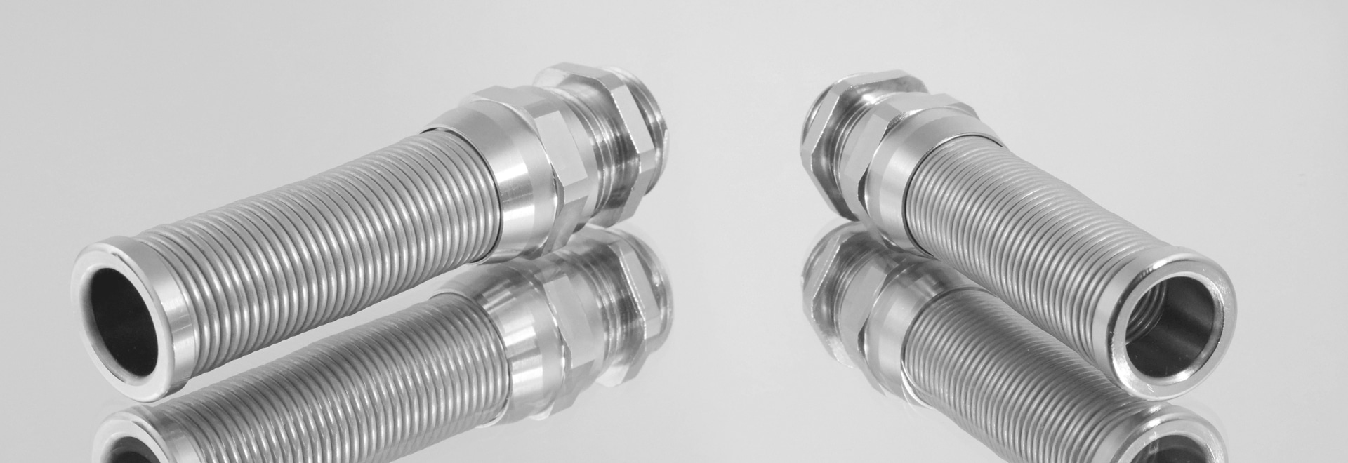 PERFECT cable gland with bending protection - Gottlieb-Daimler-Straße ...