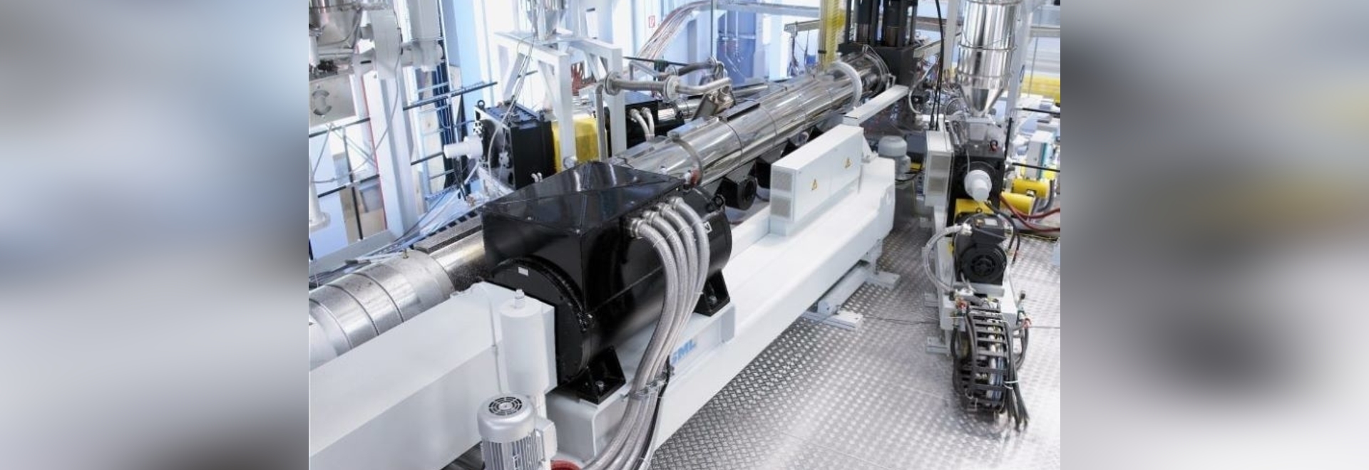 Top 5 Advantages of Water-Jacket-Cooled Motors in the Plastic ...