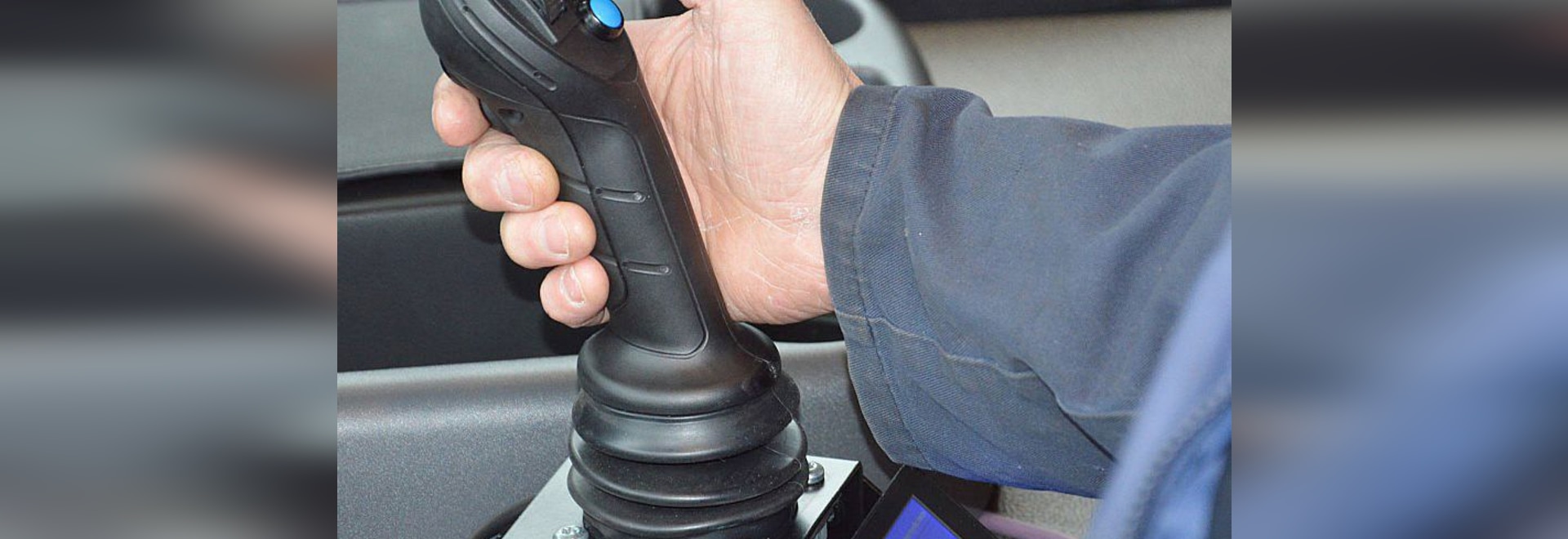 VDL Containersystemen Gets Hooked On Heavy-Duty Penny & Giles Joystick ...