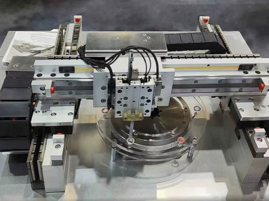 FSK40: The Balanced Performer in Open Linear Motion - 2 Chang Cheng Lu ...