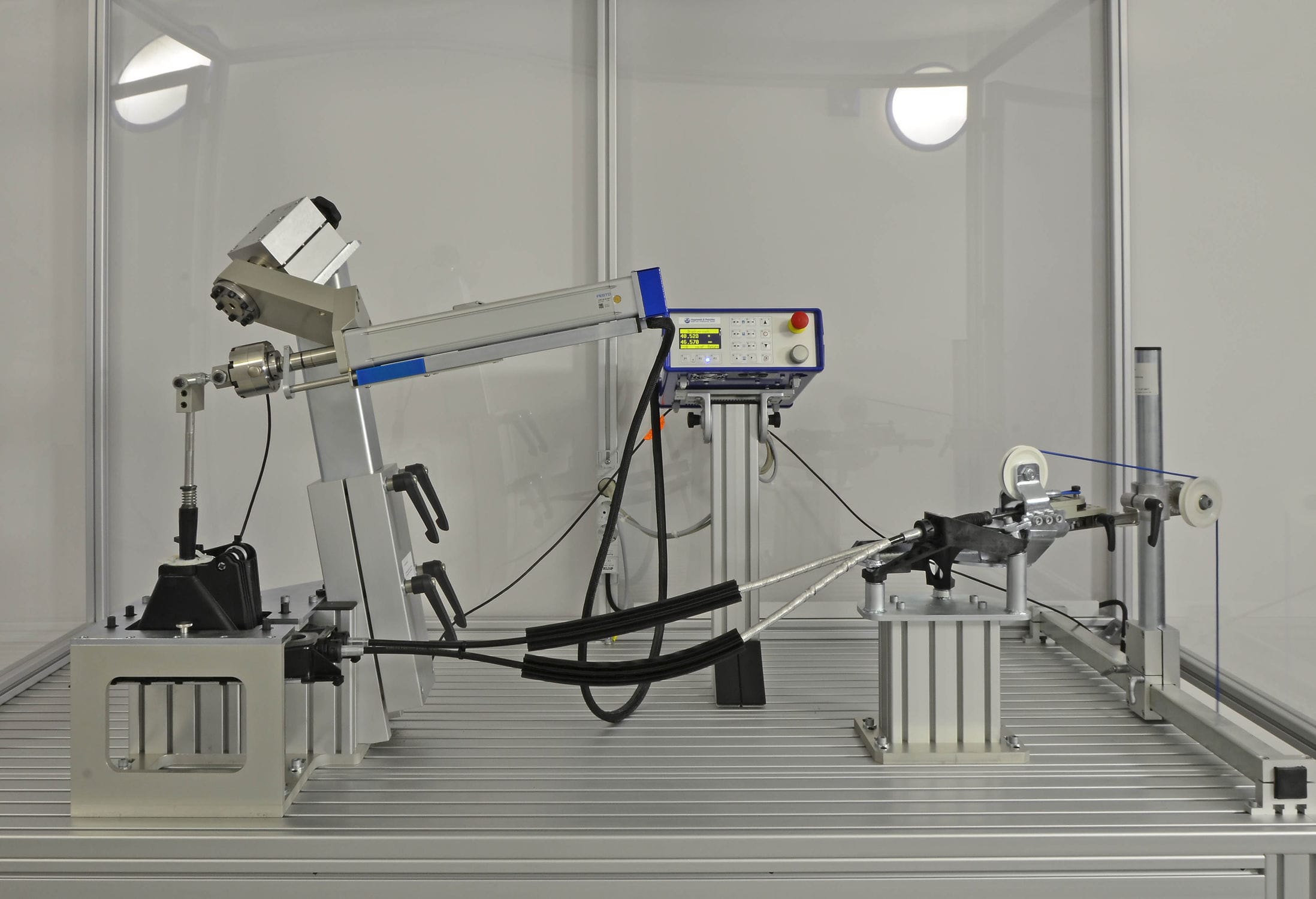 ギアボックス試験用ベンチ - Hegewald & Peschke Meß- und Prüftechnik GmbH - 性能荷重 / 自動 ...