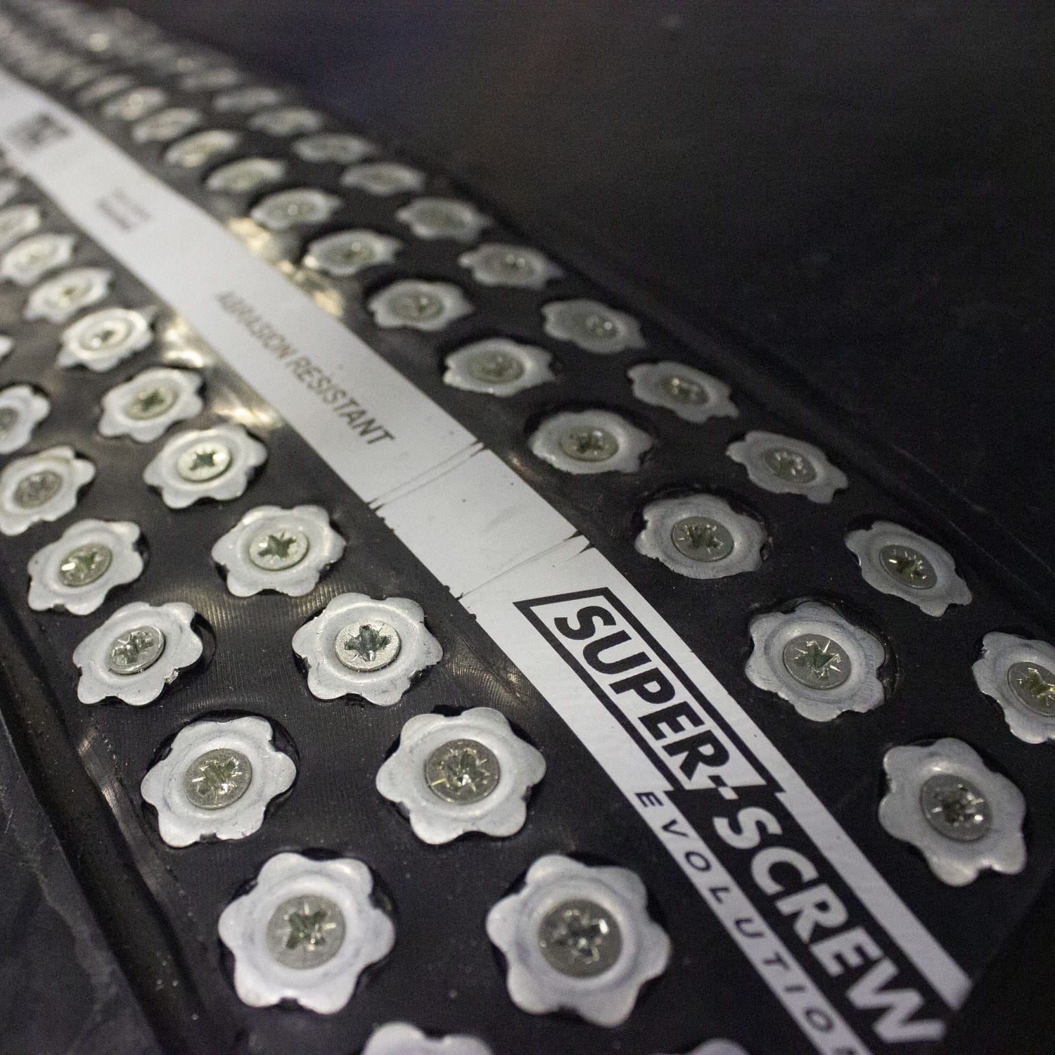 フレキシブルベルトファスナー - SUPER-SCREW® EVOLUTION - MLT MINET LACING TECHNOLOGY ...