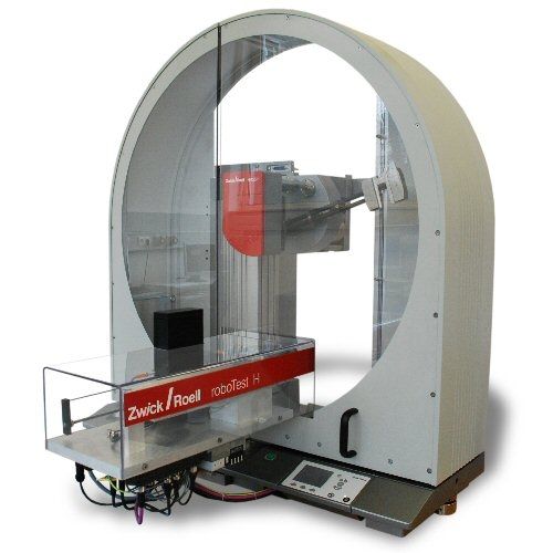 Pêndulo de impacto para testes Charpy - roboTest H - ZwickRoell GmbH ...