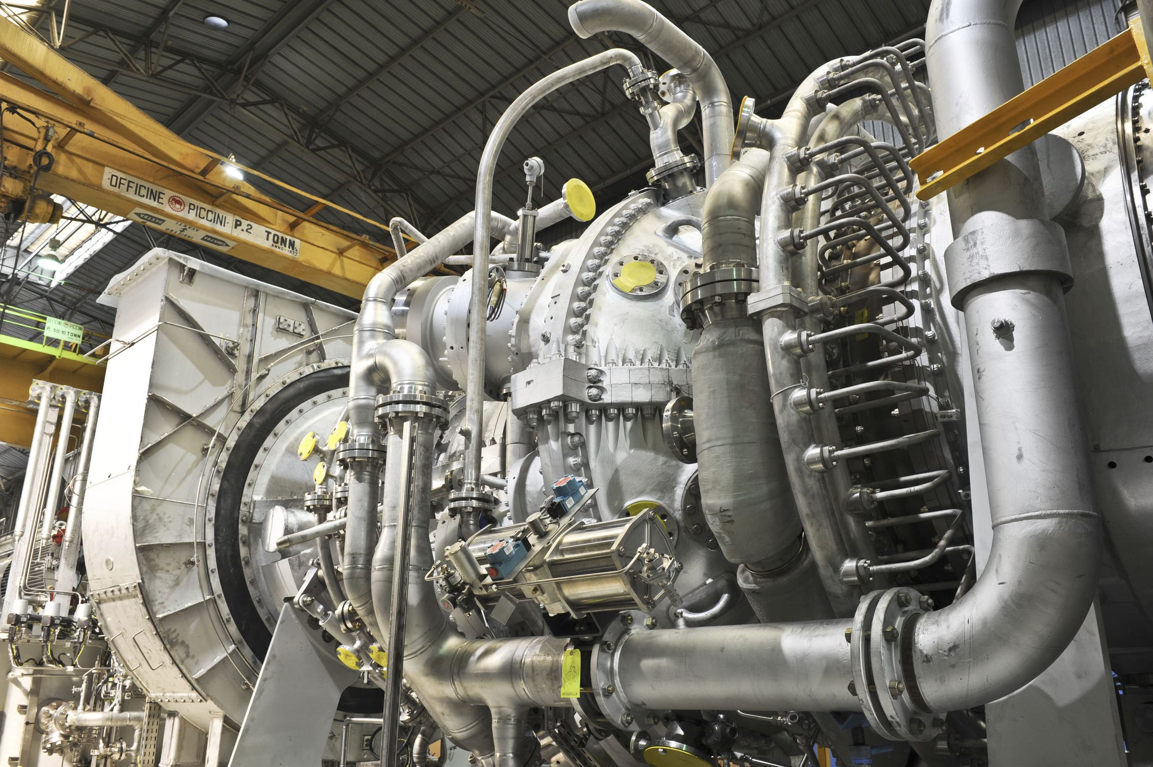 Turbina a gás - Frame 5/2E - Baker Hughes - para geração de energia ...