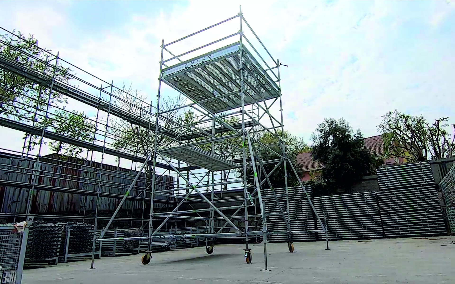 Torre de andaime móvel - UNISCAFF - OZLER FORMWORK AND SCAFFOLDING ...