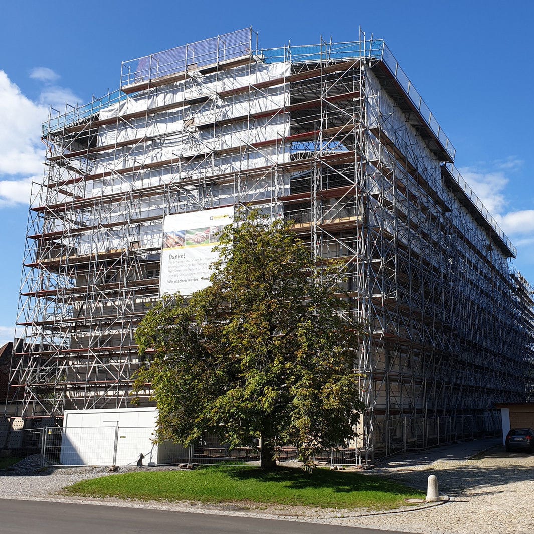 Andaime fixo - SL 70/100 - ALTRAD plettac assco GmbH - para fachada ...