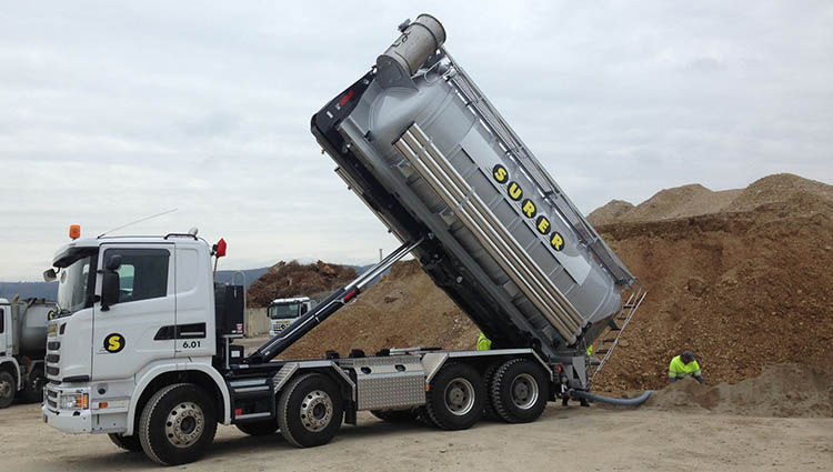 Caminhão-tanque de transporte - ASP 23.5 - OMEPS - com 3 eixos