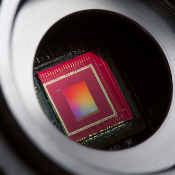 Sensor de imagem CMOS - VB56G4A - STMicroelectronics - CIS / cor