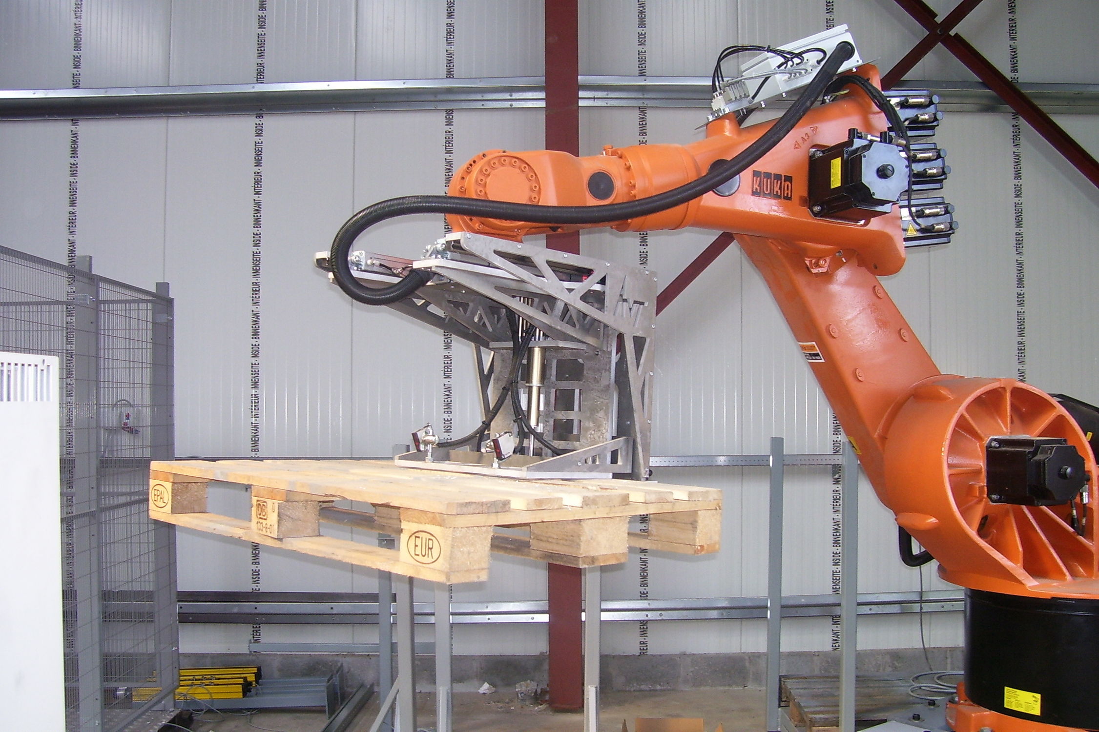 Garra de preensão pneumática - AVT Europe - paralela / de 2 dedos ...