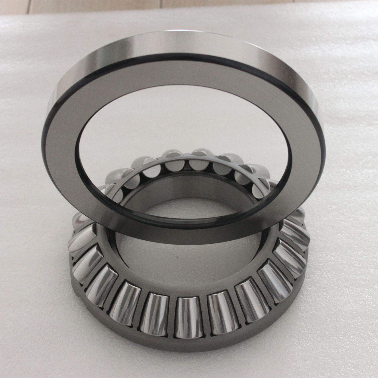 Rolamento axial de rolos cônicos - 29252EM - THB Bearings