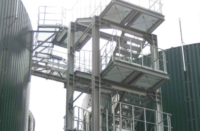 Escada fixa reta - Meiser - metálica / com barras de segurança