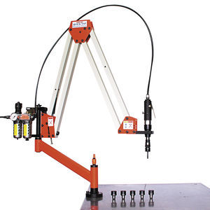 Máquina de rosquear com braço articulado - Maho Enterprise Co., Ltd ...